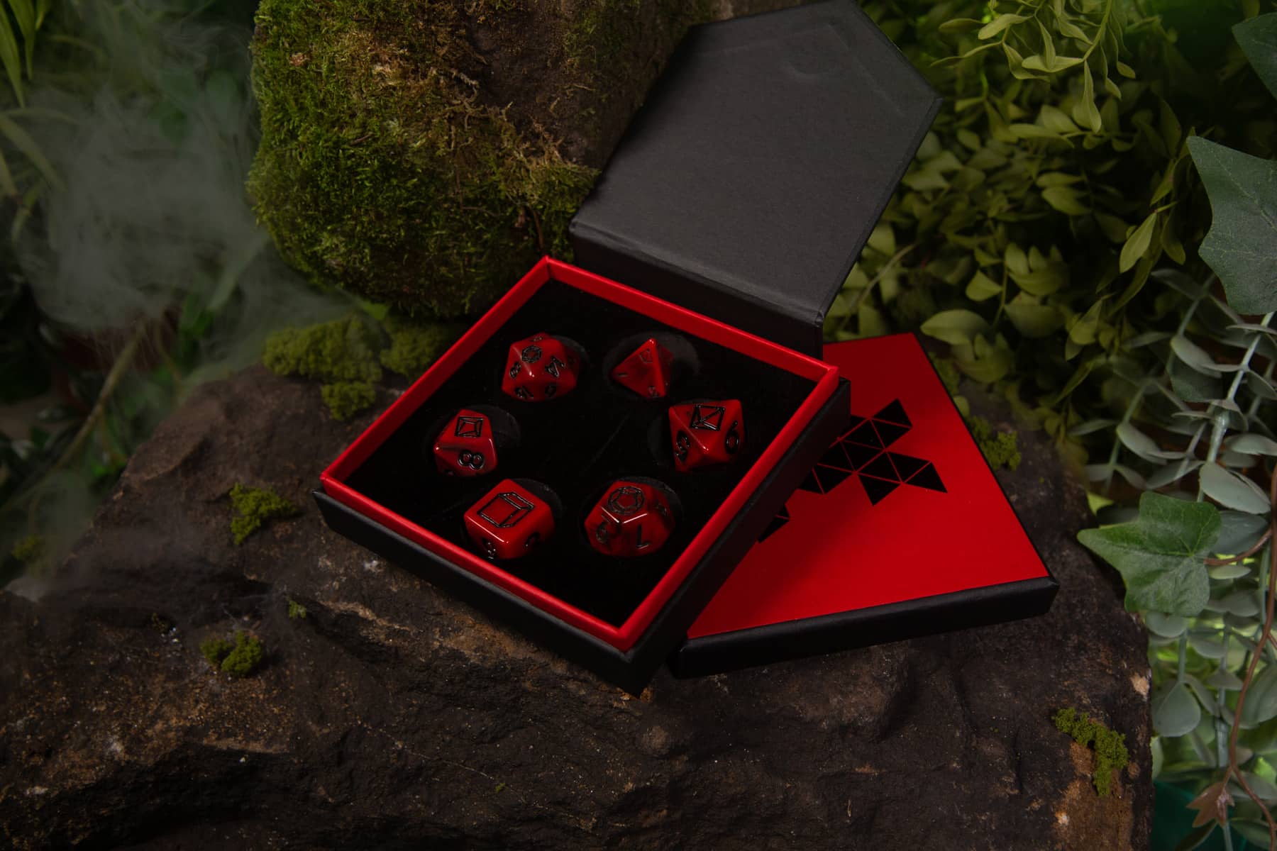 DIE resin dice - Rowan, Rook and Decard